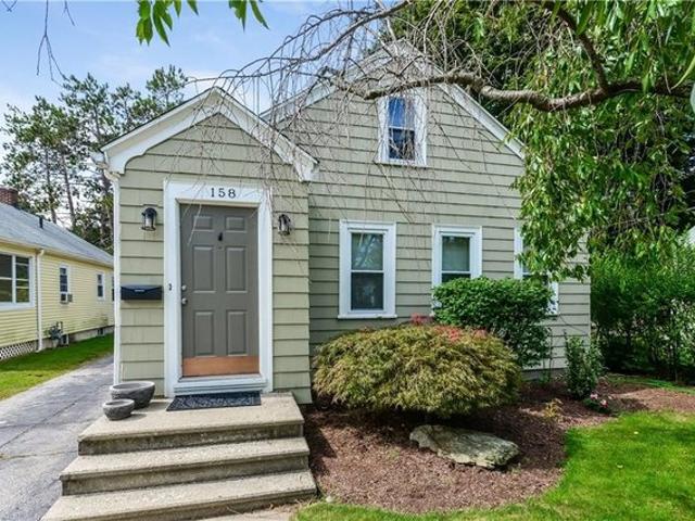 158 Gentian Ave, Providence, RI 02908