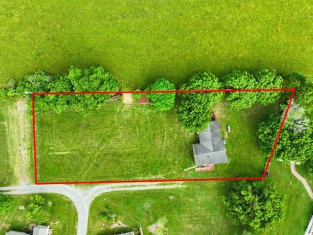 158 Grandview Dr, Duffield, VA 24244