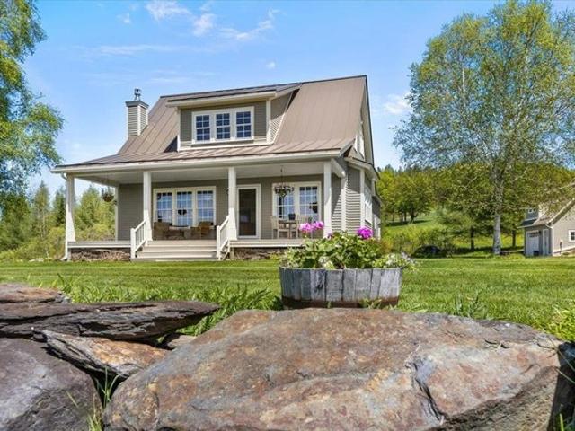 158 Davidson Dr, Walden, VT 05873