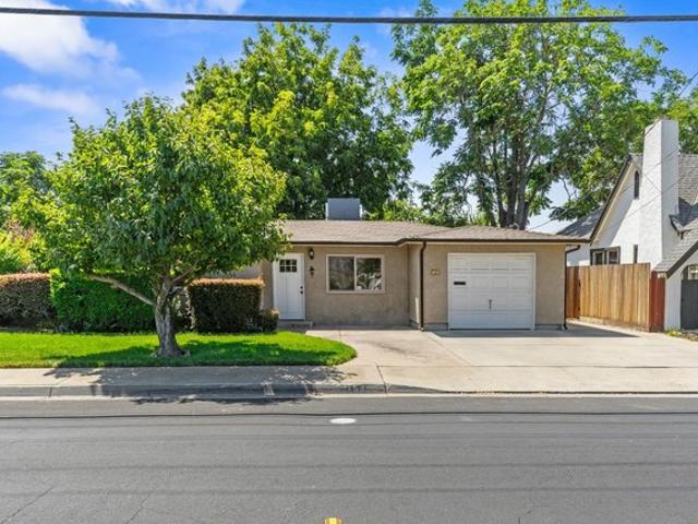 158 E Coolidge Ave, Modesto, CA 95350