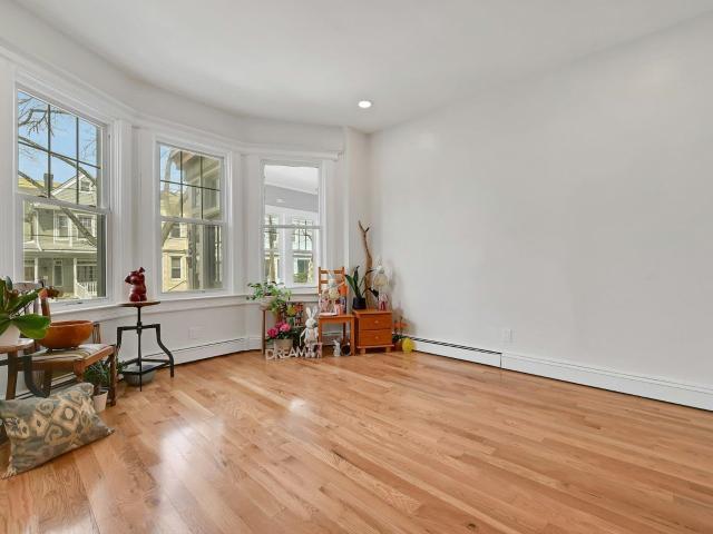 158 Edgar St # 1