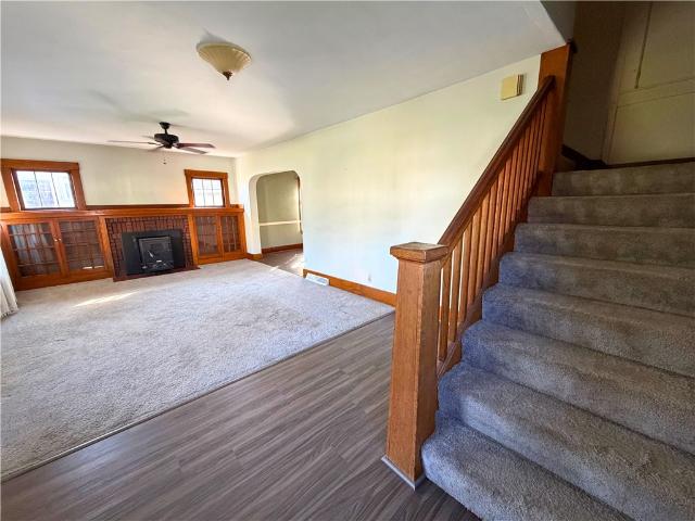 158 Edgewood Ave