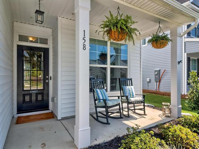 158 Hadleigh Drive