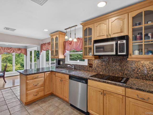 158 High Meadows Road