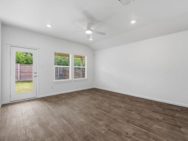 158 Jayden Dr