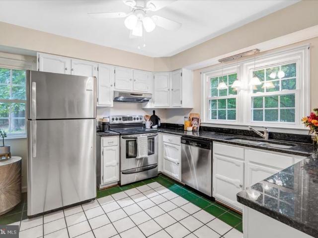 158 Old Forest Circle