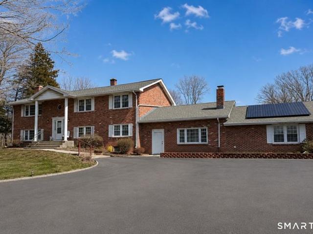 158 Leetes Island Rd, Branford, CT 06405