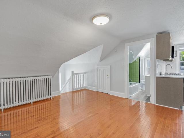 158 Montgomery Avenue # 3
