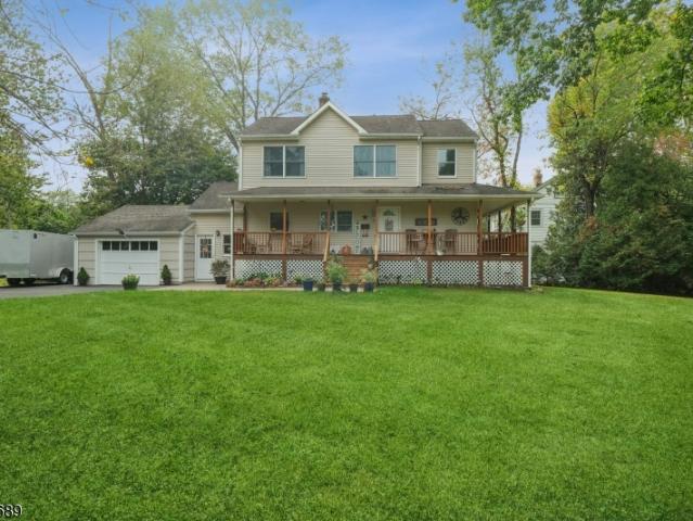 158 Maple St