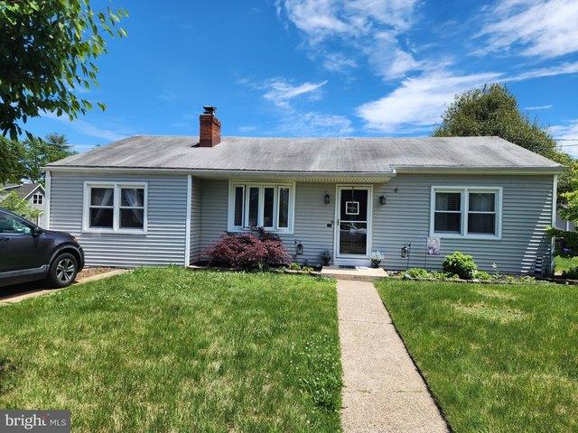 158 Marshall Ave E, Hamilton, NJ 08619