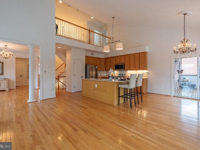 158 N View Circle