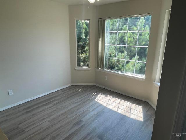 158 N Seafury Ln Apt 202
