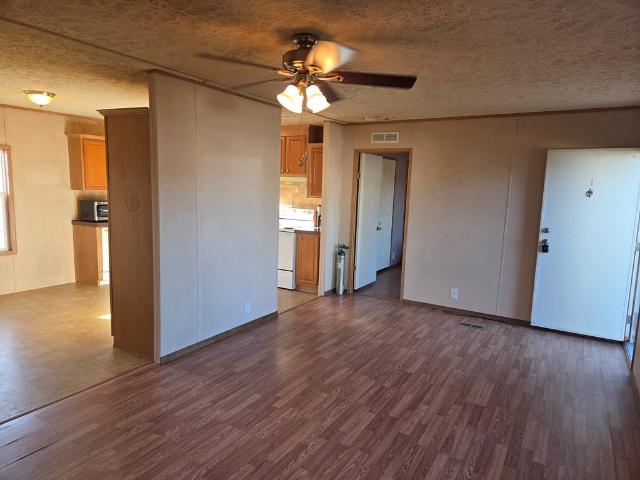 158 North Drive