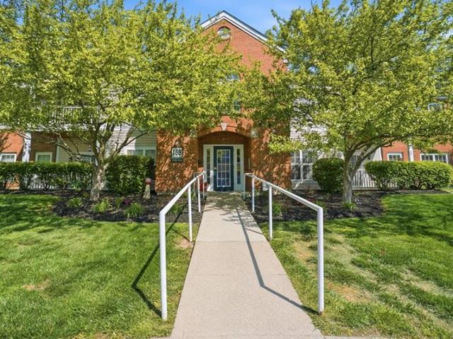 158 Saddlebrook Ln Unit 319, Florence, KY 41042