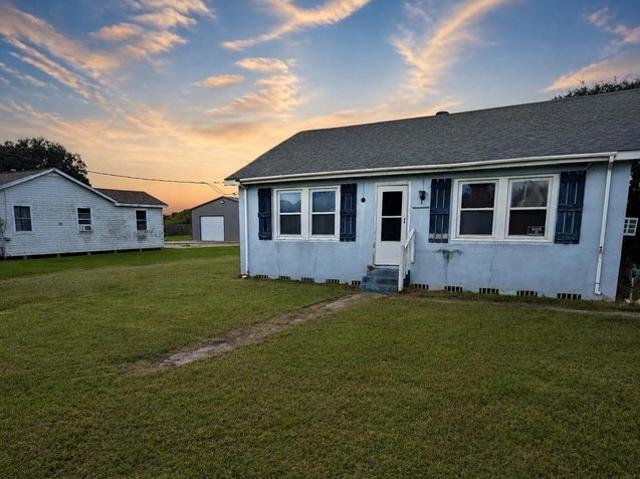 158 St Ann St, Raceland, LA 70394