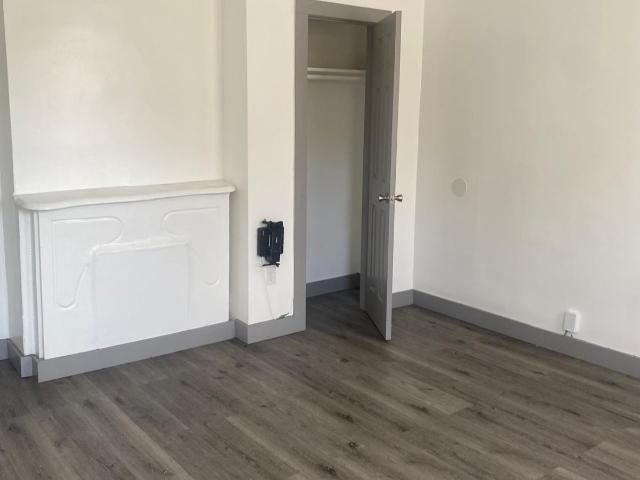 158 Summit Ave # 1R