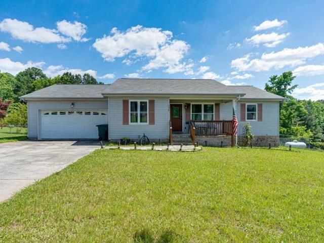 158 Pinewood Dr, Rock Spring, GA 30739