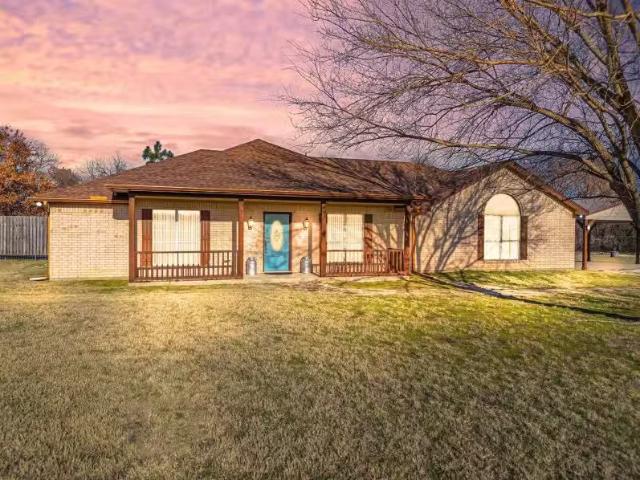 158 Roaring Springs Ct, Azle, TX 76020 MLS 20814015