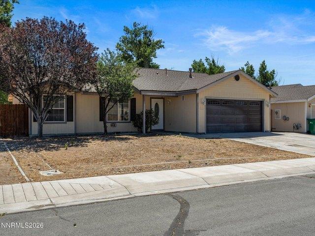 158 Rosecrest Dr, Fernley, NV 89408