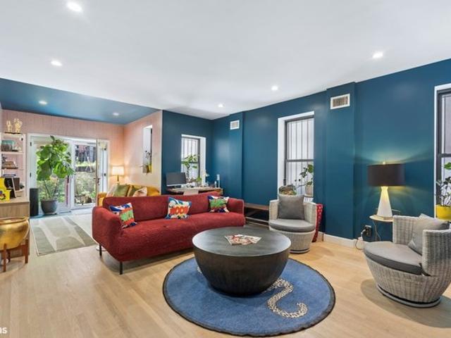 158 W 119th St, Manhattan, NY 10026