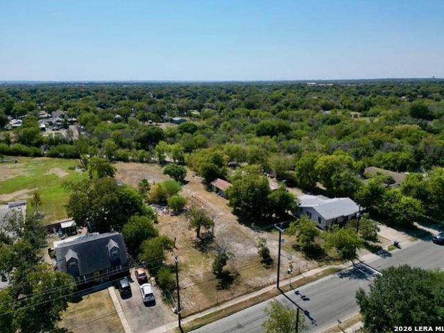 158 W Harding Blvd