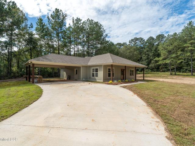 158 Woodbridge Lane