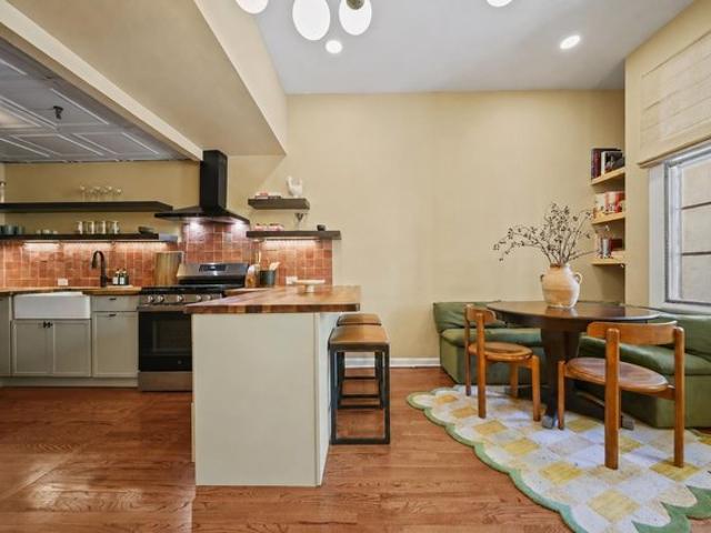158 Wayne St Apt 109A, Jersey City, NJ 07302