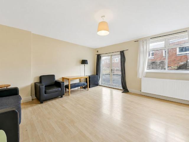 158 Weedington Road, Kentish Town NW5, 3 bed flat to rent, £2,900 pcm | PrimeLocation