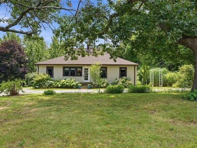 158 Ten Rod Rd, Exeter, RI 02822