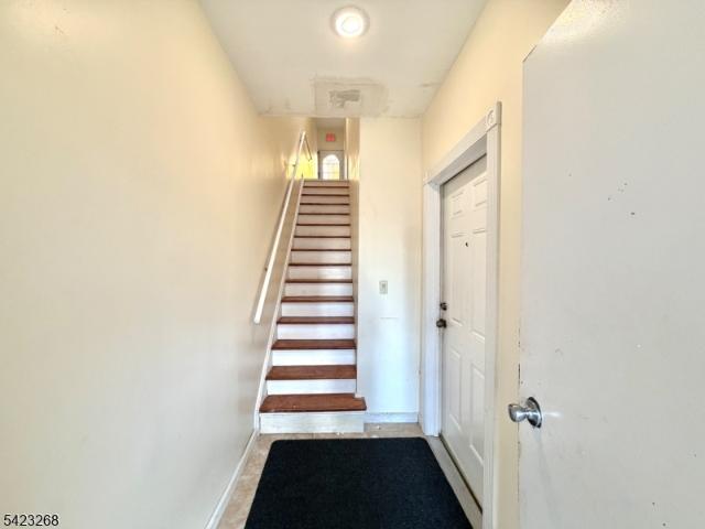 158 Terrace Ave