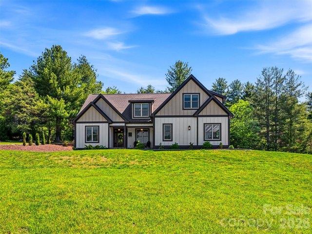 158 Trellem Trl, Hendersonville, NC 28739