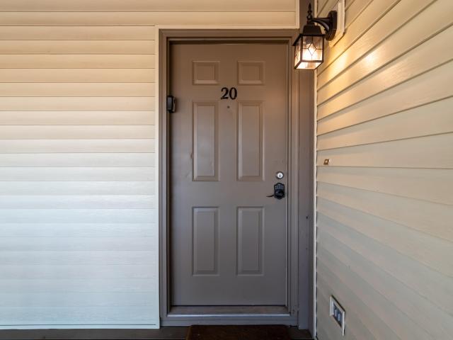 158 Troon Drive # 20