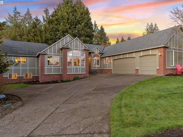 15943 SW Enna Ct, Portland, OR 97224