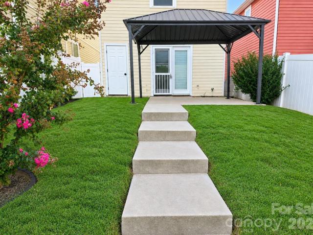 15947 Rose Glenn Lane
