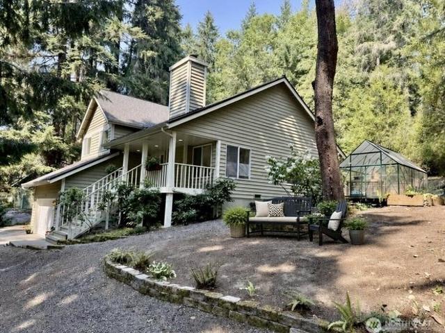 15944 NE Lemolo Shore Dr, Poulsbo, WA 98370