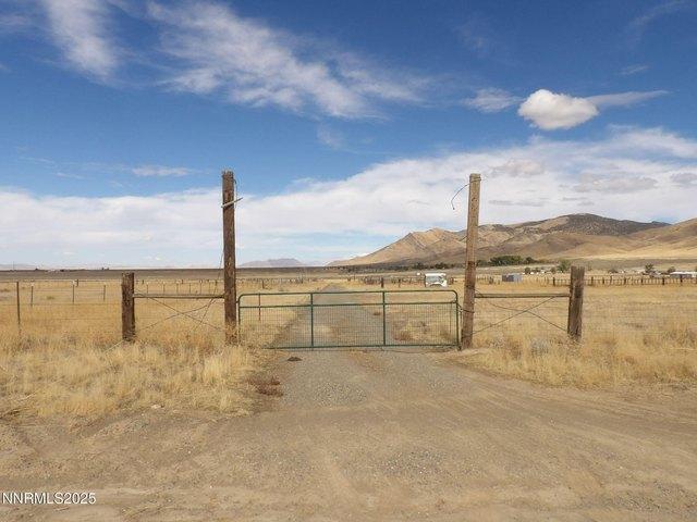 15948 S Grass Valley Rd, Winnemucca, NV 89445