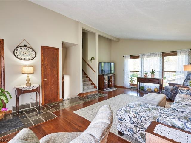 1594 Karl Drive