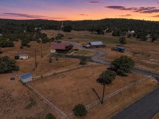 1594 Scotts Ln, Pinedale, AZ 85934
