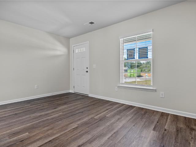 1594 Shirley Drive