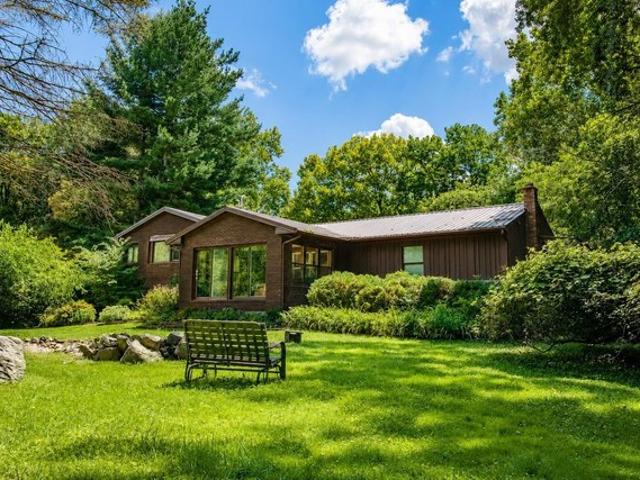 1594 th Rd, Plymouth, IN 46563