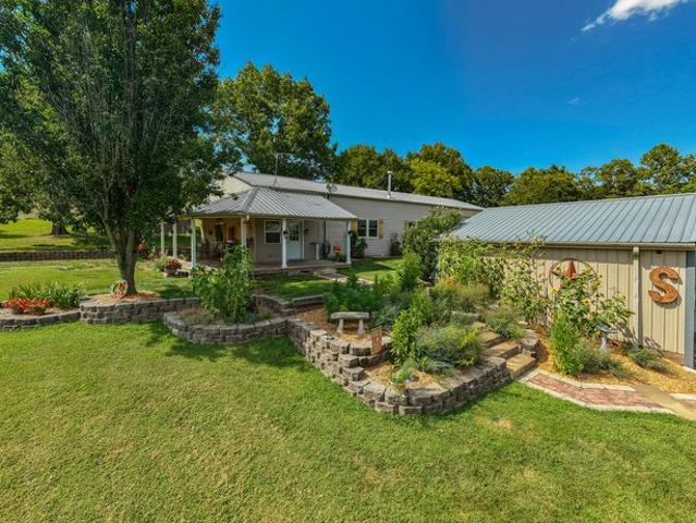 15955 E State Highway 14, Ava, MO 65608