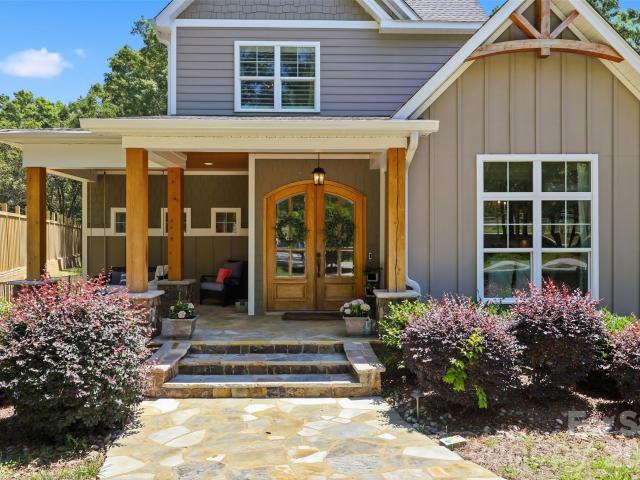 1595 Mary Ellen Drive