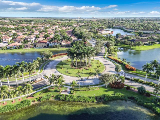 1595 NE 33rd Rd, Unit 1123, Homestead, FL 33033 | MLS #A11901 | Compass