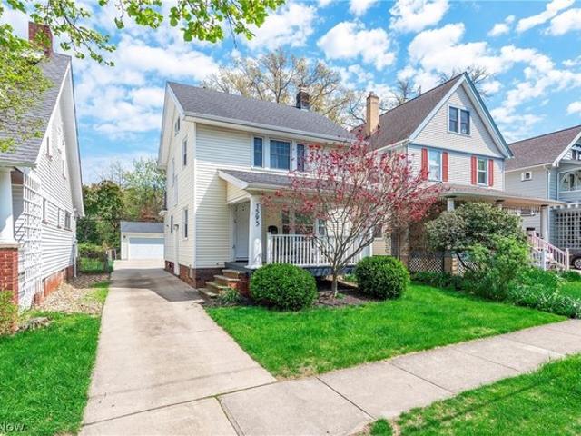1595 Lakeland Ave, Lakewood, OH 44107