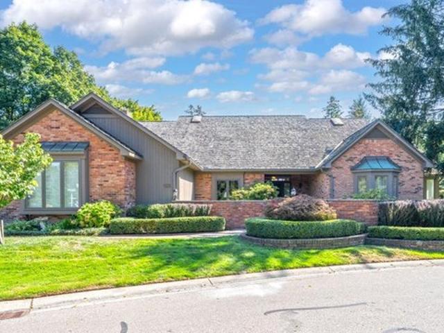 1595 S Ashford Ln Unit 5, Birmingham, MI 48009