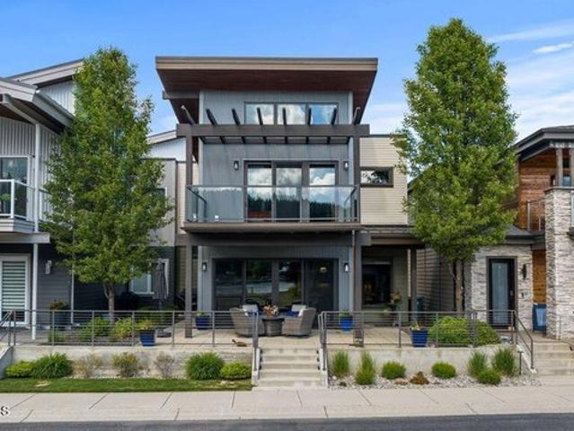 1595 W Bellerive Ln, Coeur d'Alene, ID 83814