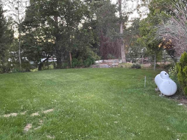 15961 Hill Top Circle