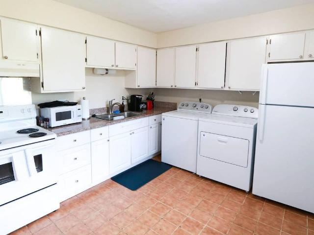 1596/1 Jones Drive