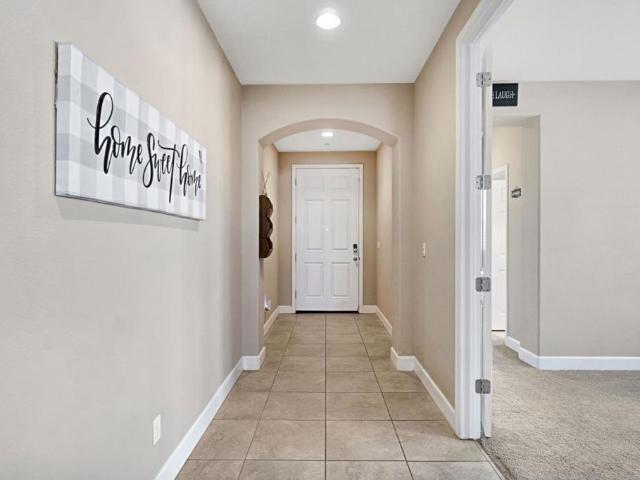 1596 Manzanita Way