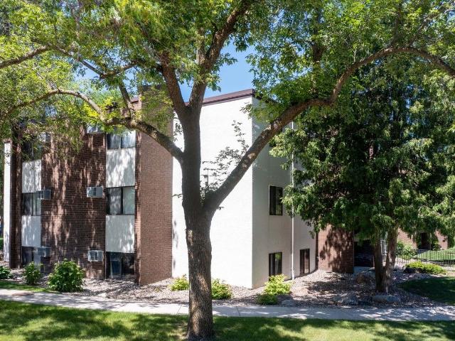 1596 Millpond Court 1 Bedroom Apartment for Rent at 1596 Millpond Ct, Chaska, MN 55318